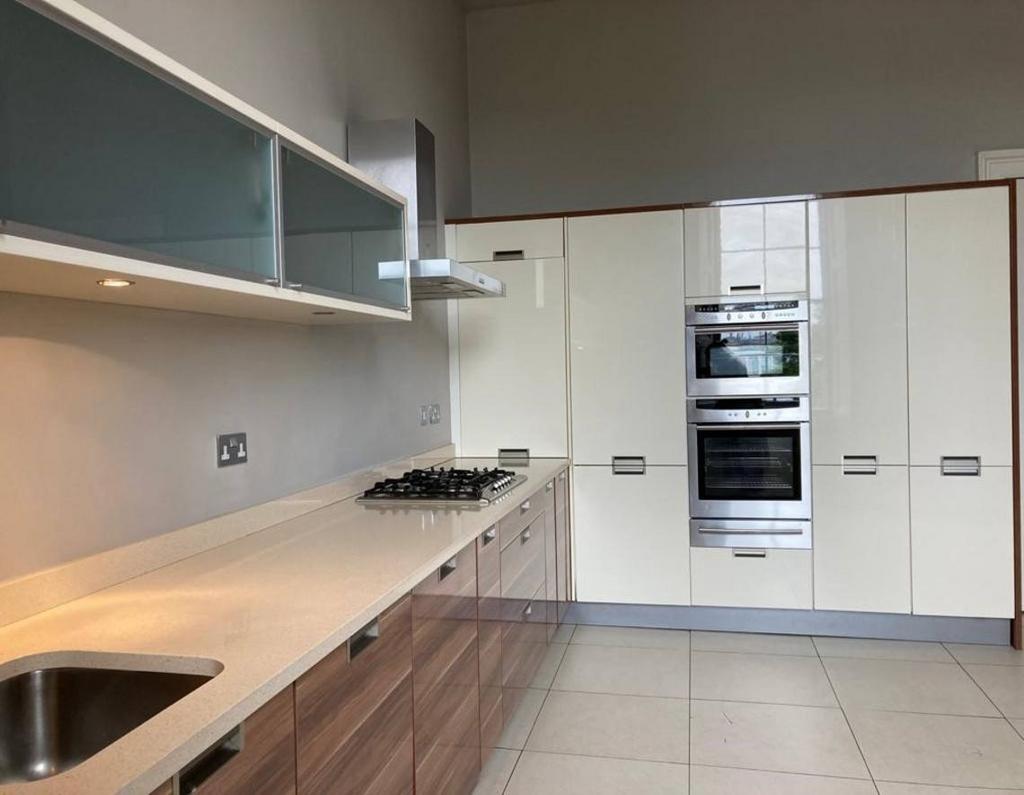 Inverleith Place, Edinburgh, EH3 5QE 2 bed flat - £1,695 pcm (£391 pw)