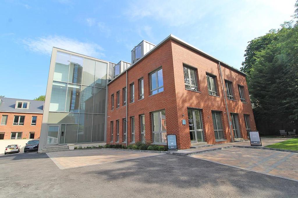 34 Springfield Court, Springfield... 3 bed apartment - £425,000