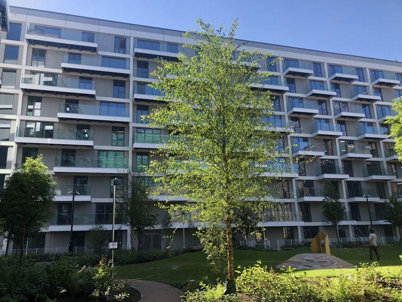 Fairwater House, 1 Bonnet Street E16 2SY 2 bed apartment - £2,500 pcm ...