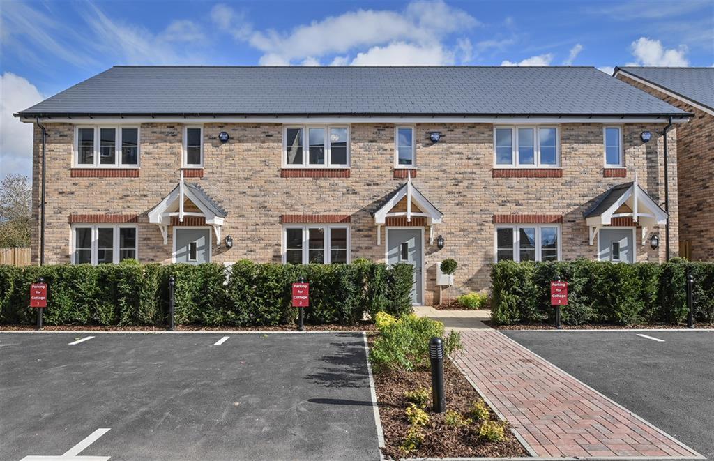 Trewin Lodge, Yate, Gloucestershire... 2 bed end of terrace house - £ ...