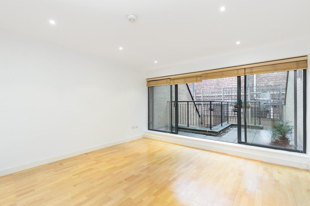 Wilberforce Mews, Clapham, London, SW4 3 bed terraced house - £3,500 ...