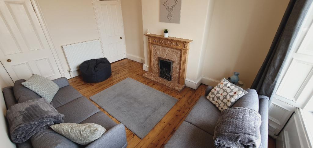 Merchiston Grove, Shandon, Edinburgh... 1 bed flat - £775 pcm (£179 pw)