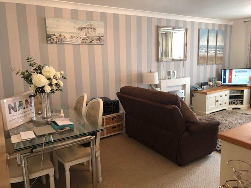 Mill Green, Congleton 2 bed apartment - £139,000
