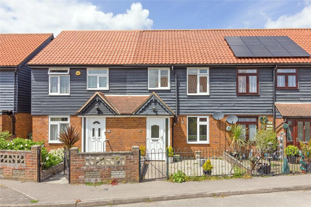 Fruiterers Close, Rodmersham... 3 bed terraced house - £300,000