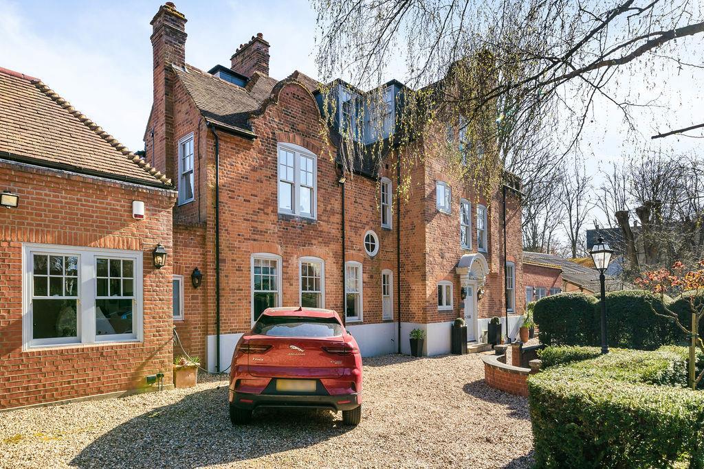 Broadlands Road, Highgate, N6 7 bed detached house - £39,000 pcm (£ ...