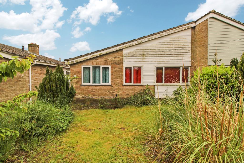 Colchester Road, Elmstead Market, CO7... 3 bed semi-detached bungalow ...
