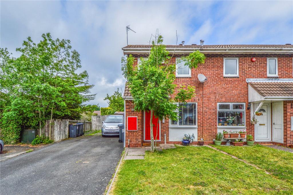 Newman Way Rubery Birmingham West Midlands B45 2 Bed End Of Terrace Newman Way Rubery Birmingham West Midlands B45 2 Bed End Of Terrace