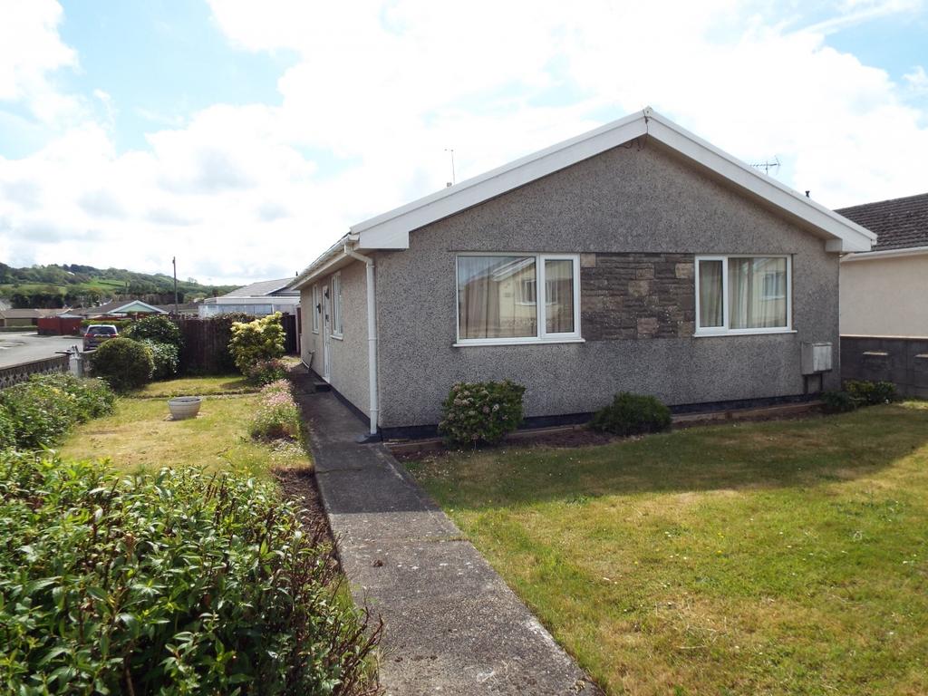 105 Pencaerfenni Park, Crofty... 3 bed bungalow - £239,000