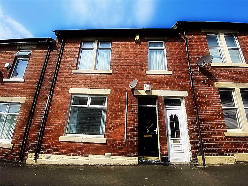 Barrasford Street, East Howdon, Tyne... 2 bed apartment - £450 pcm (£ ...
