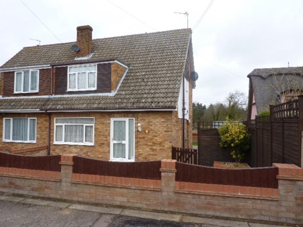 The Street, Freckenham, IP28 3 bed detached house - £1,035 pcm (£239 pw)