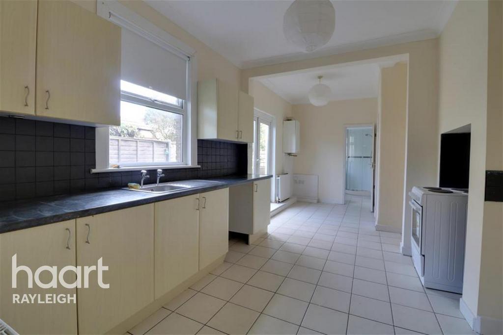 Tunbridge Road Southend On Sea 2 Bed Flat To Rent £1 100 Pcm £254 Pw