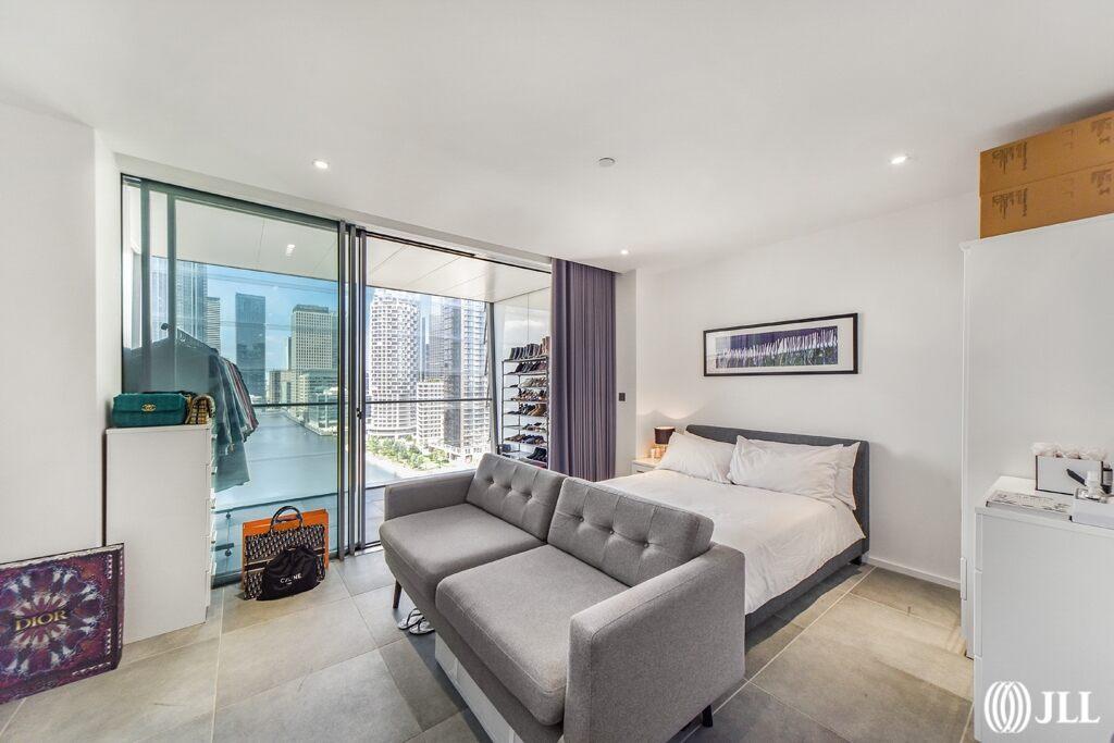 Dollar Bay Point, London E14 Studio - £1,517 pcm (£350 pw)