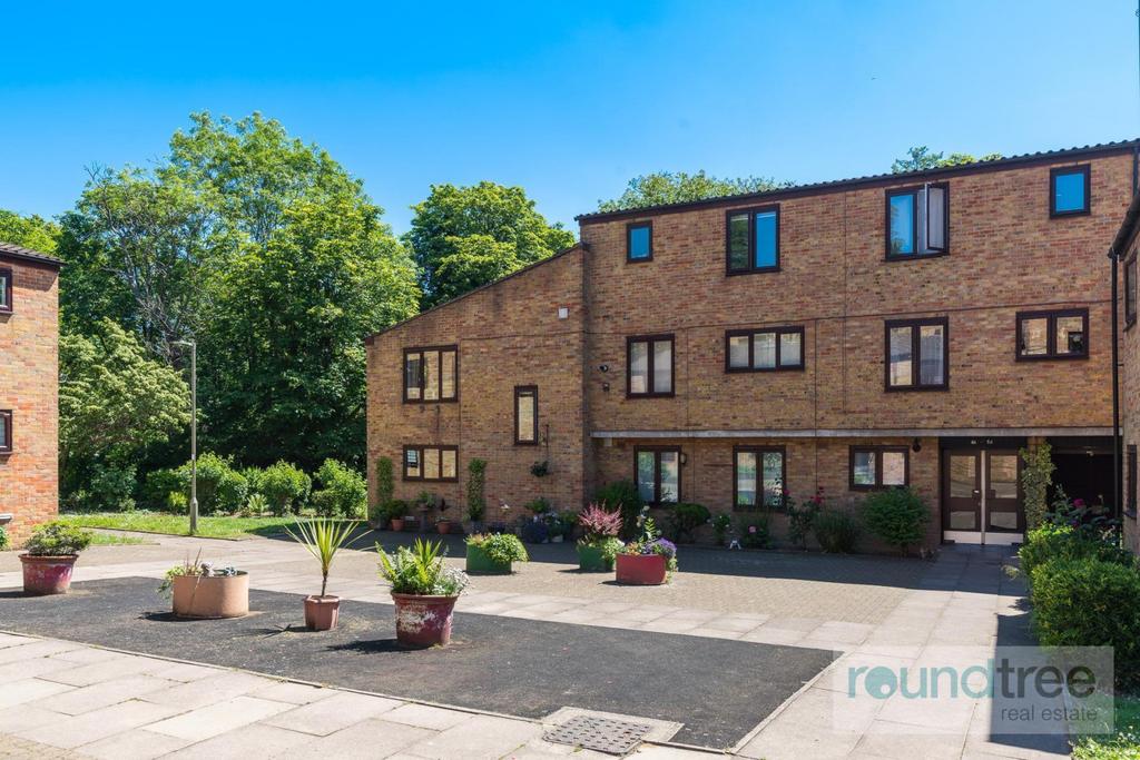 Woodburn Close, Hendon NW4 2 bed flat - £515,000