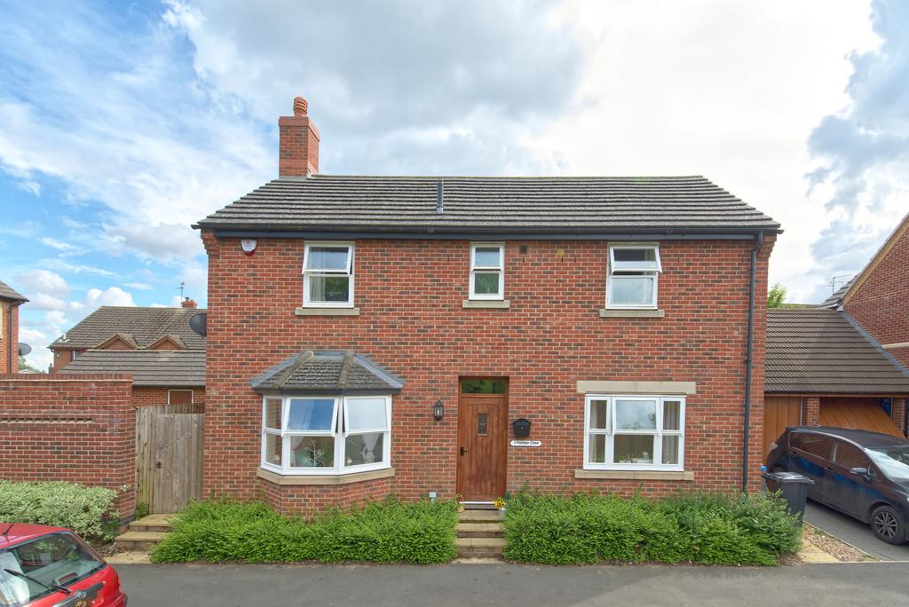 Rushton, Kettering, NN14 4 bed detached house - £299,990