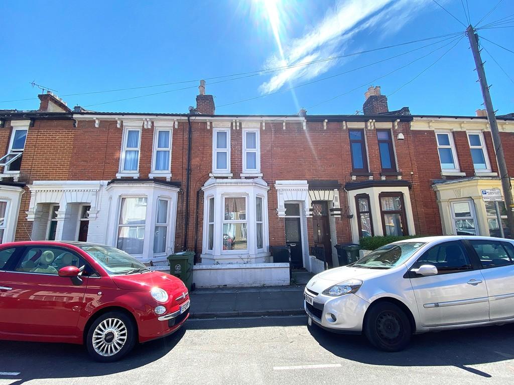 Playfair Road, Southsea 6 bed terraced house - £2,850 pcm (£658 pw)