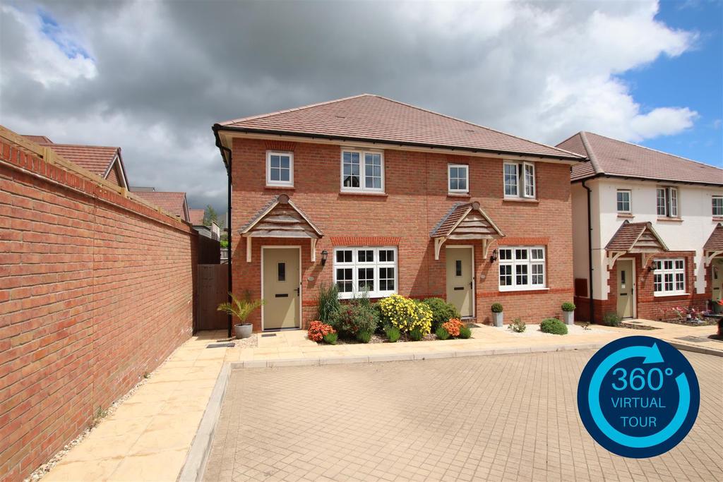 Vickery Close, Saxon Brook - Pinhoe... 3 bed semi-detached house - £140,000