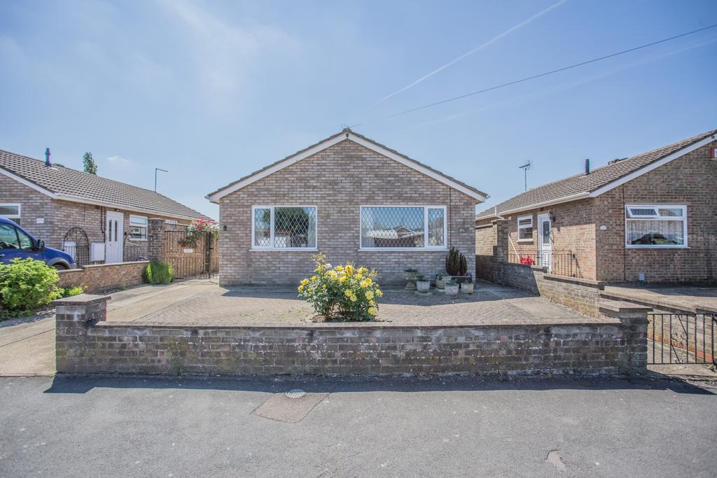 Priors Road, Whittlesey, PE7 2 bed bungalow - £260,000