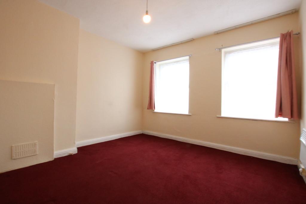 Neasden Lane, London 3 bed maisonette - £1,850 pcm (£427 pw)