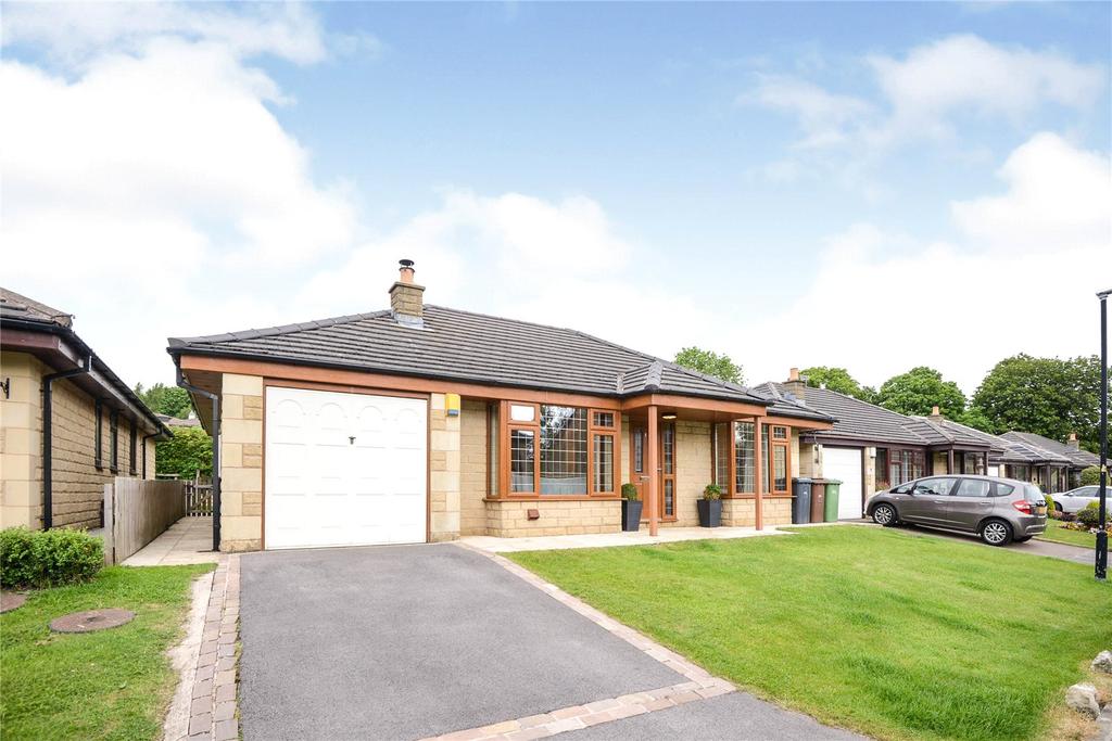 The Meadows, Colne, BB8 3 bed bungalow - £260,000