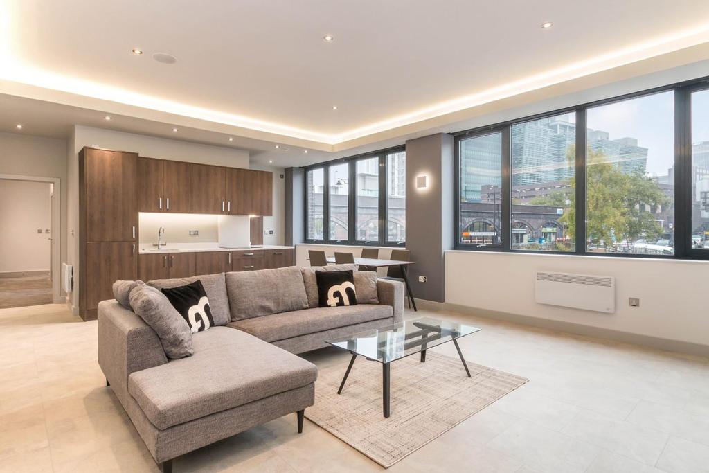 St James' Court, Lionel Street, B3 1AQ 2 bed apartment - £1,600 pcm (£ ...