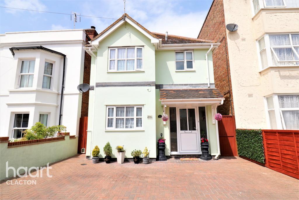 Church Crescent, Clacton-On-Sea 3 bed detached house - £250,000