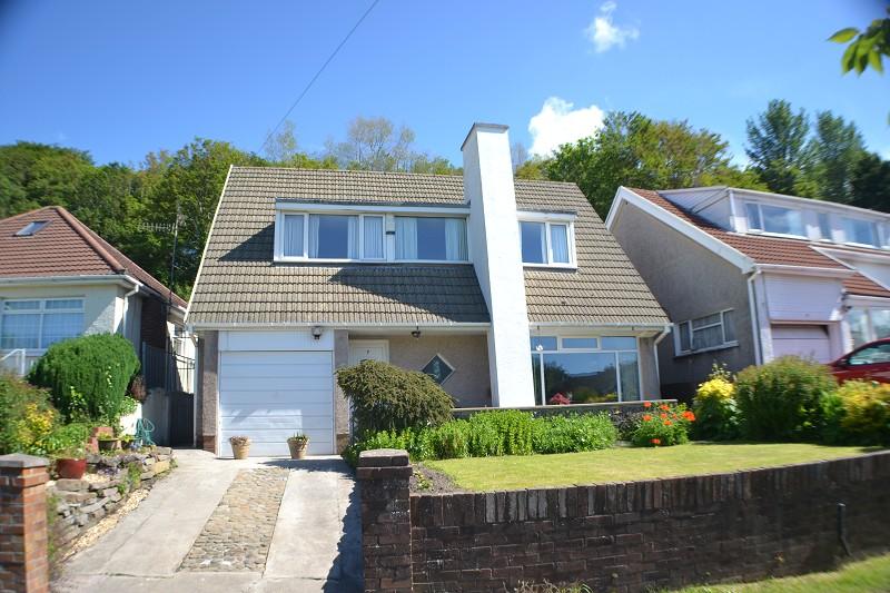 Maes Rhedyn, Baglan, Port Talbot... 3 bed detached house - £249,995