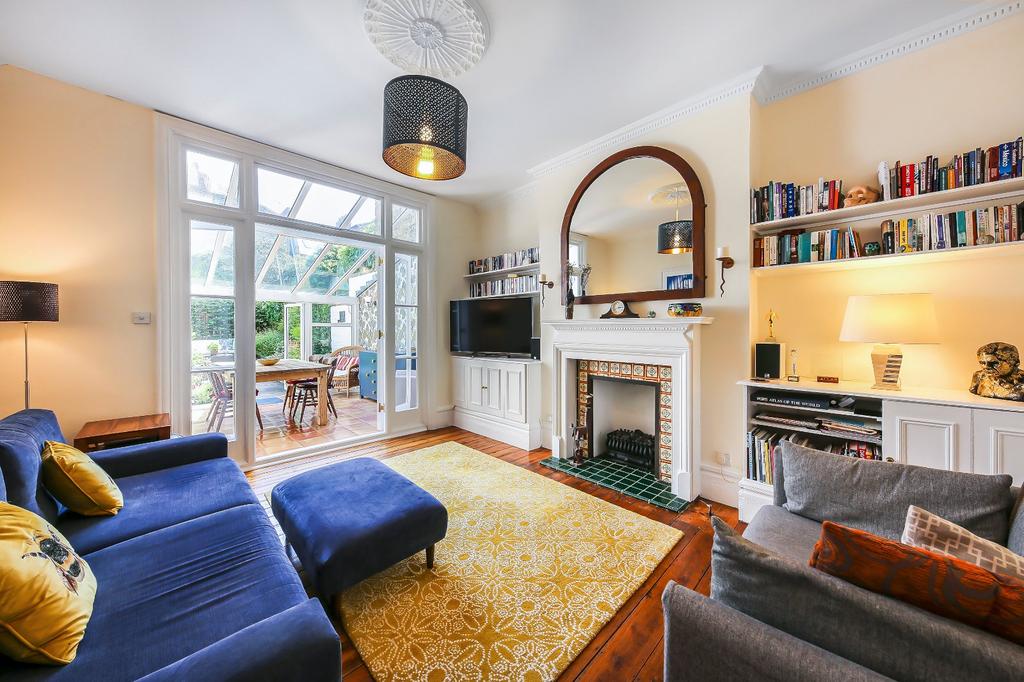 Mayford Road, London, SW12 3 bed apartment - £995,000