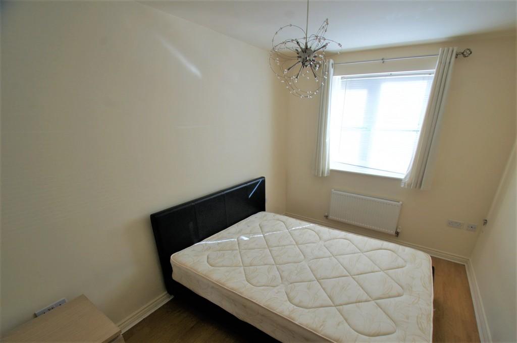 Signet Square, Coventry, CV2 4NZ 2 bed ground floor flat - £900 pcm (£ ...