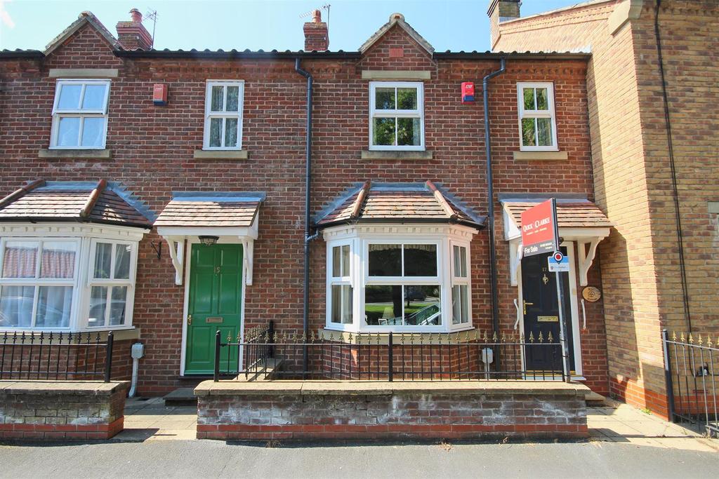 West Green, Cottingham 2 bed townhouse - £175,000