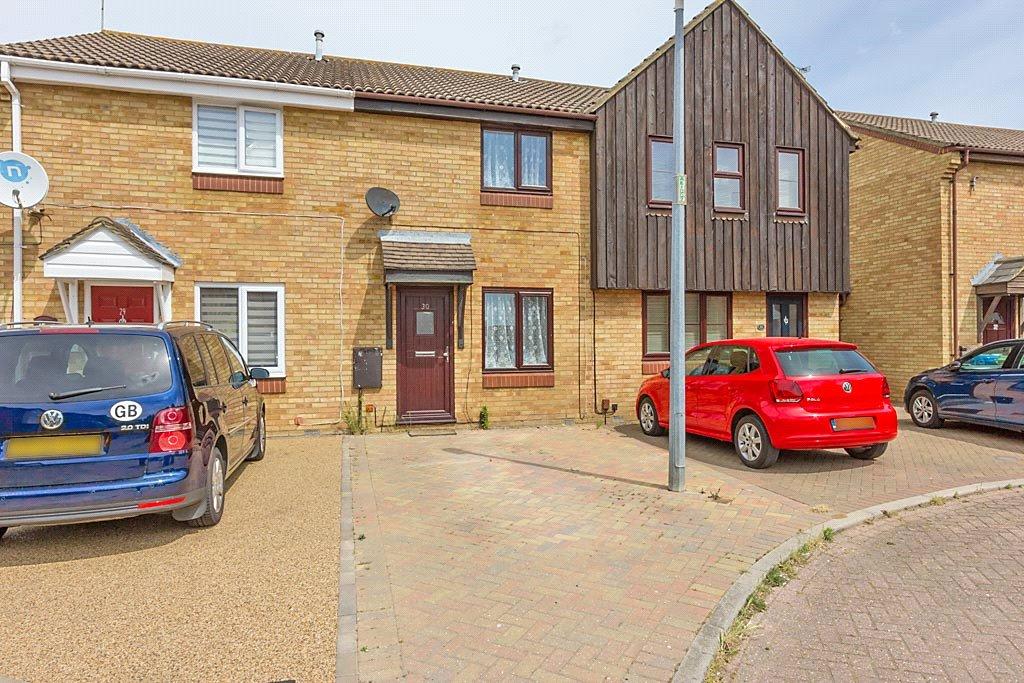 Aylewyn Green, Sittingbourne, Kent, ME10 2 bed terraced house - £950 ...