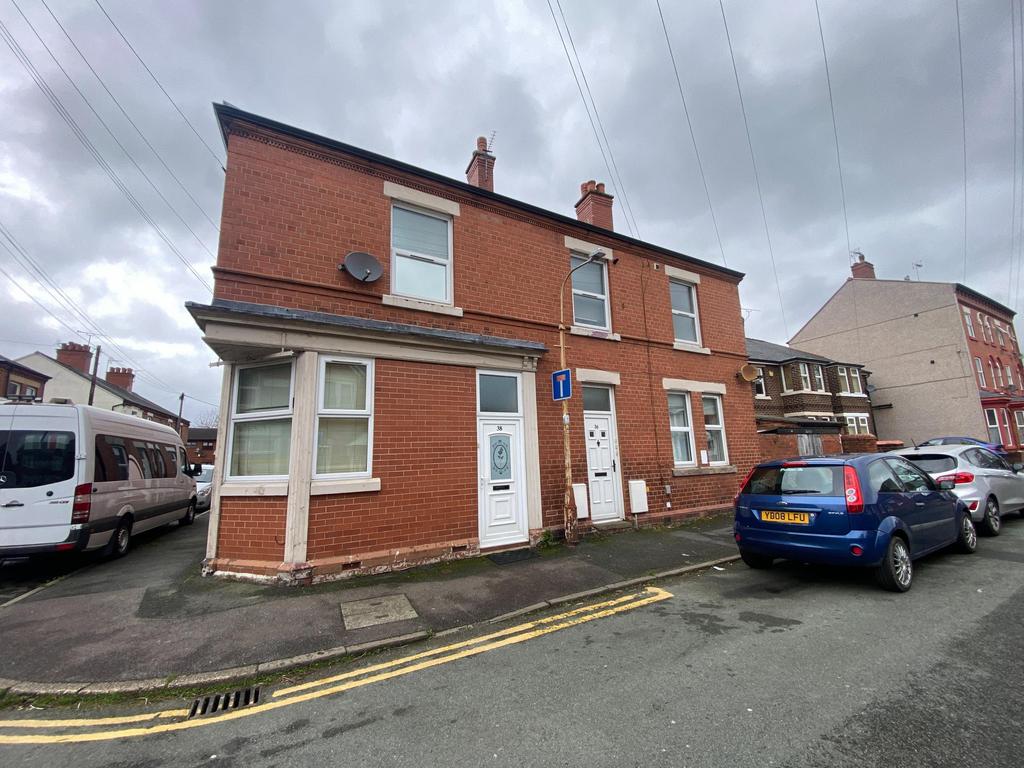 Erddig Road, Wrexham, LL13 Studio - £550 pcm (£127 pw)