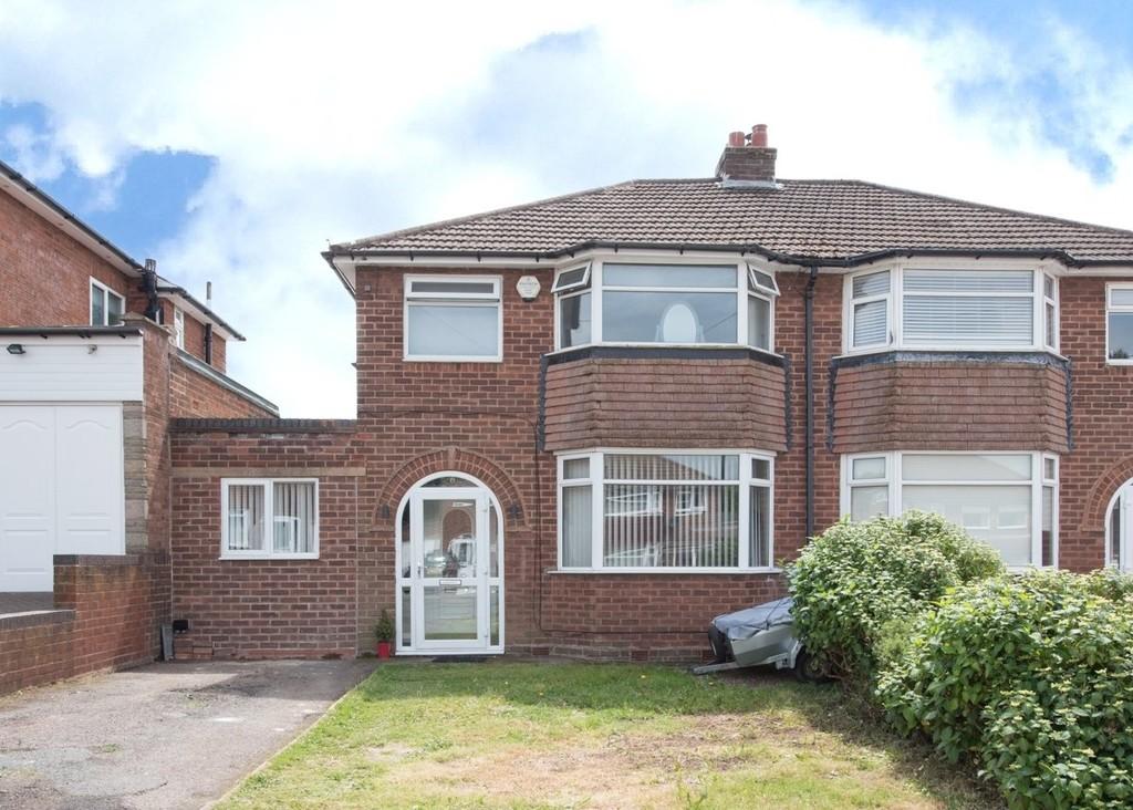 Randle Drive, Four Oaks 4 bed semi-detached house - £395,000