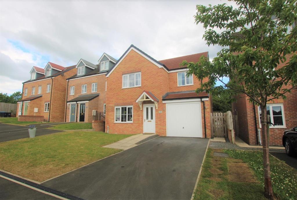 Hazelbank, Coundon Gate, Bishop Auckland 4 bed detached house - £210,000