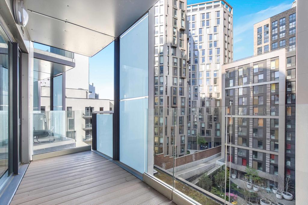 Pinnacle Tower, 23 Fulton Road, Wembley Park, London, HA9 Studio - £ ...