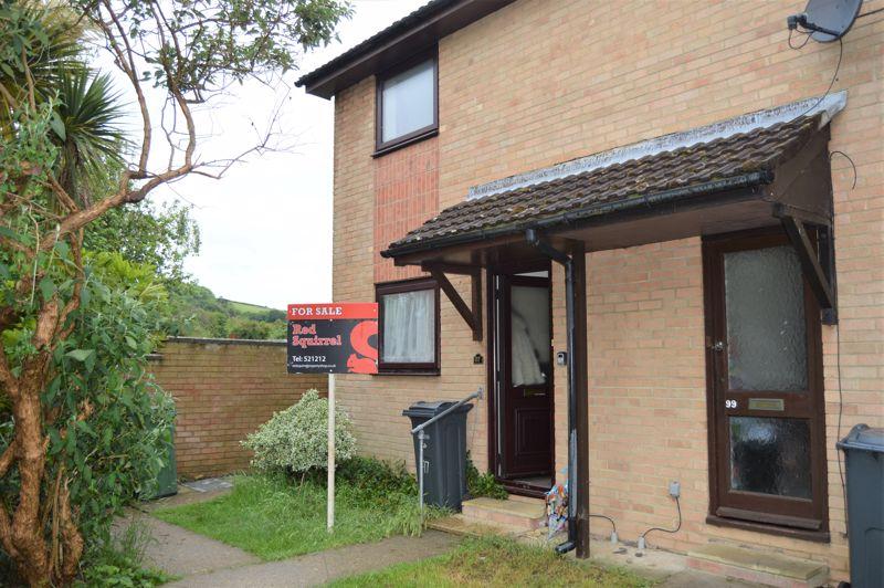 Alvington Manor View, Newport 2 bed semi-detached house - £140,000