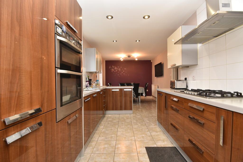 Great Ashby Way, Stevenage 5 bed detached house - £625,000
