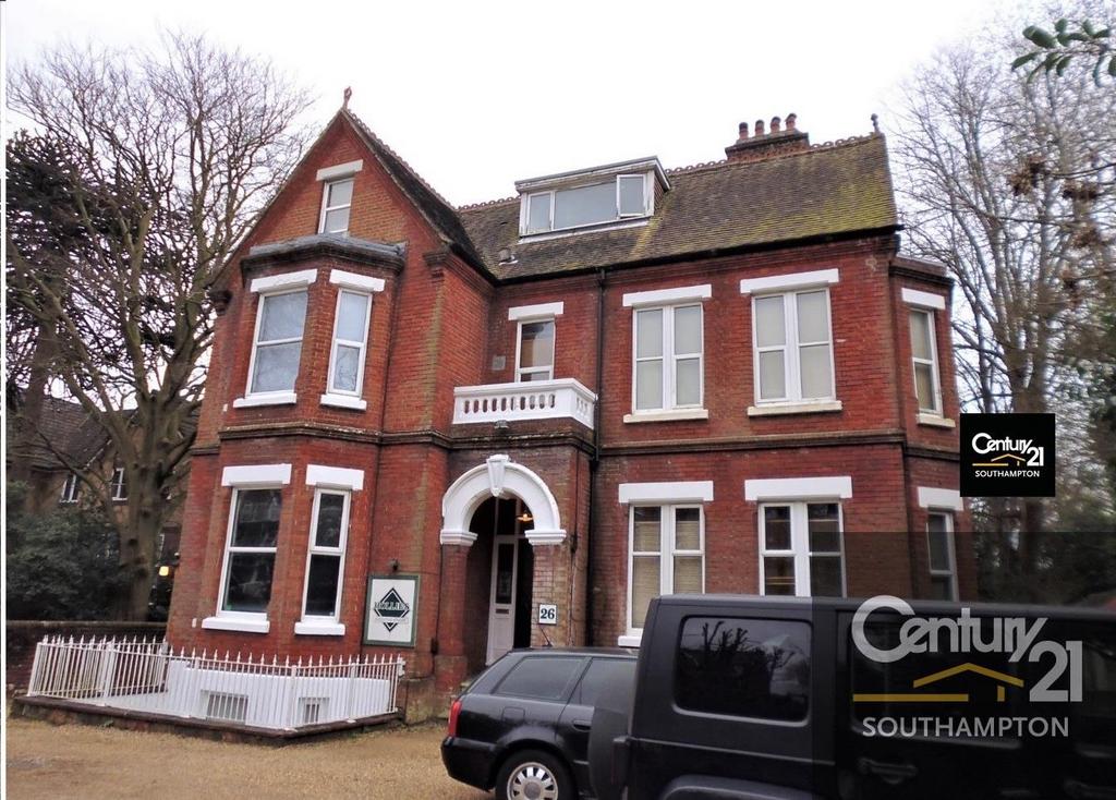 Westwood Road, SOUTHAMPTON SO17 Studio - £795 pcm (£183 pw)