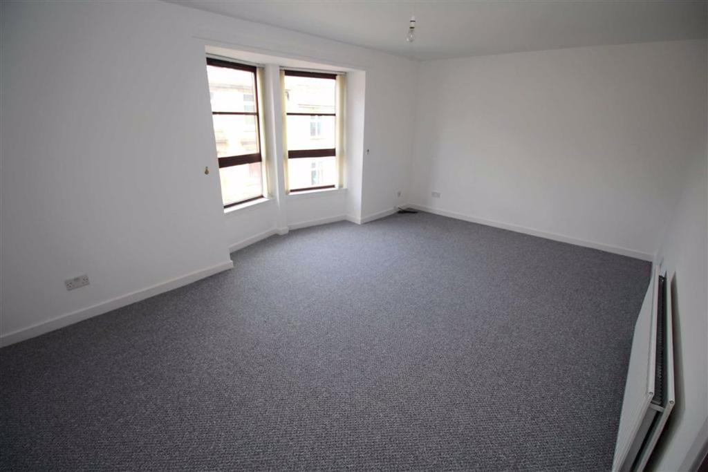 Regent Street, Greenock, Renfrewshire 2 bed flat - £64,000