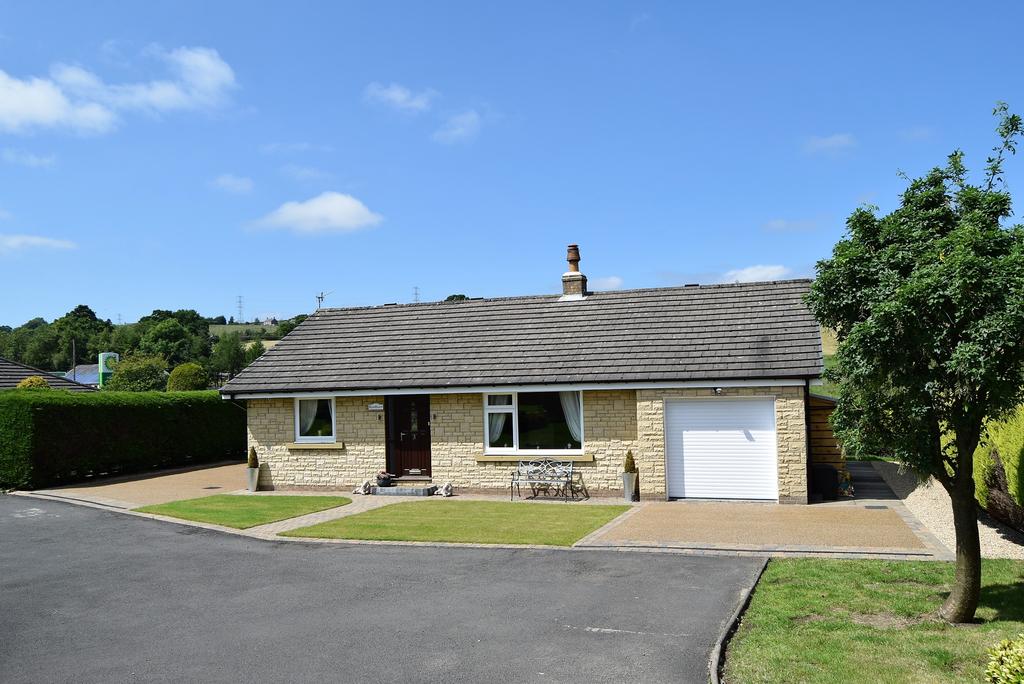 Willow Close, Bardon Mill... 3 bed bungalow - £250,000