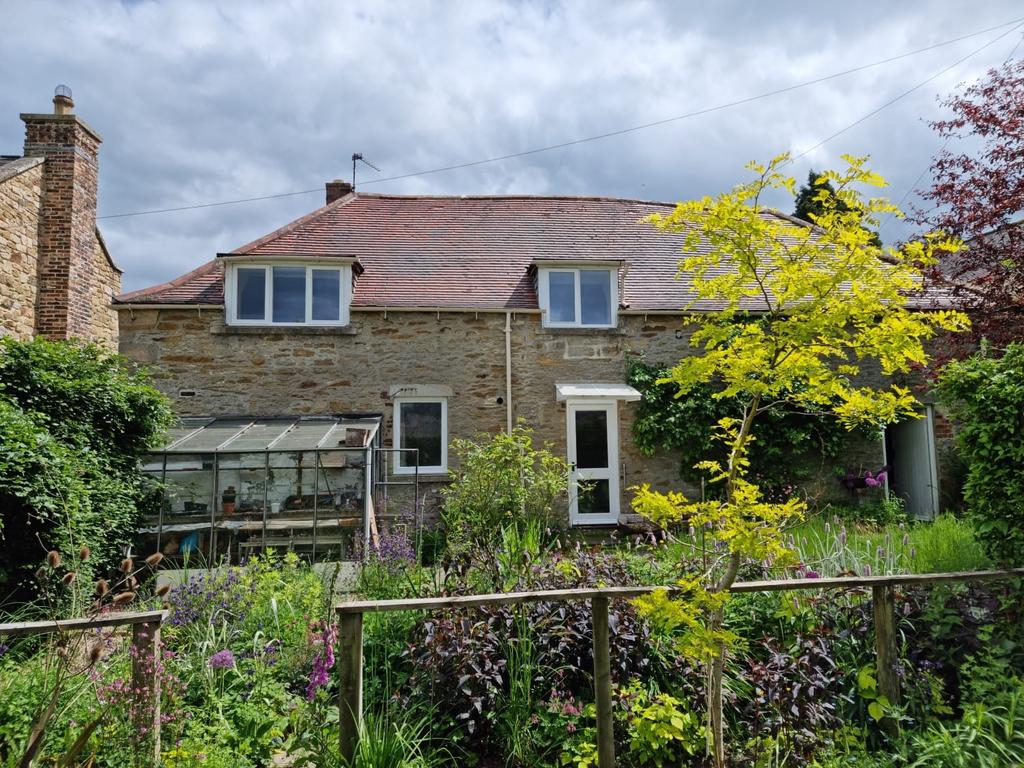 Riding Mill, Northumberland, NE44 3 bed detached house - £350,000