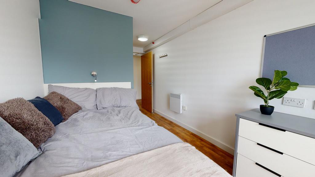 Ensuite, 5 Bed Flat Share, The... 5 bed flat share - £429 pcm (£99 pw)