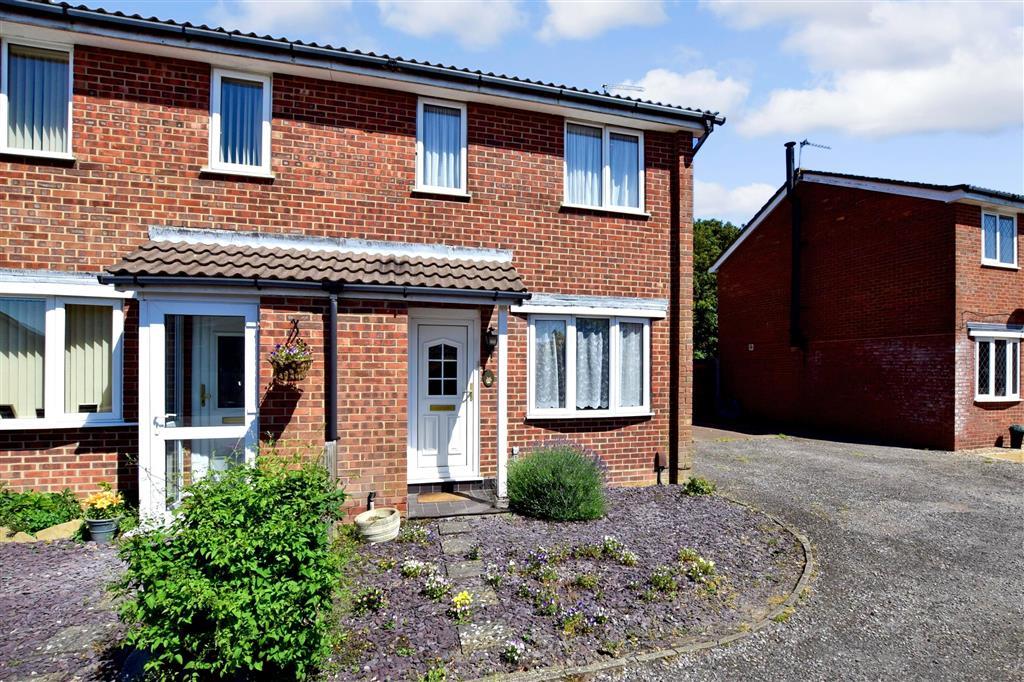 Pine Way, Folkestone, Kent 2 bed semi-detached house - £250,000