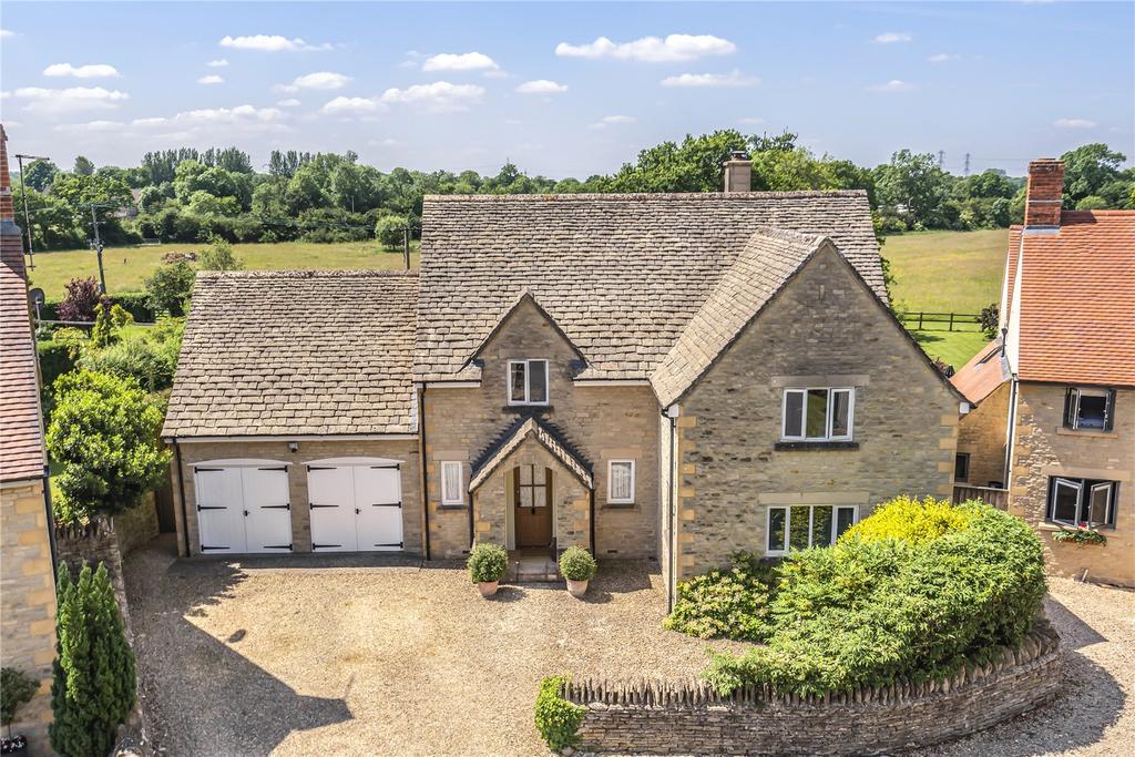 Upper Minety, Wiltshire, SN16 5 bed detached house - £900,000