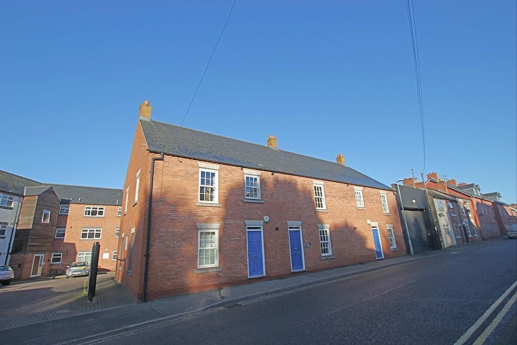 Diglis Road, Diglis 2 bed apartment - £850 pcm (£196 pw)