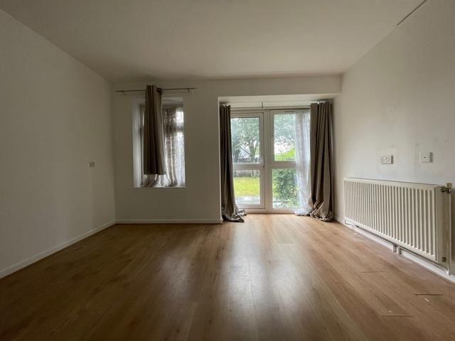 Ludwick Mews, London, ., SE14 6NQ 1 bed flat - £200,000