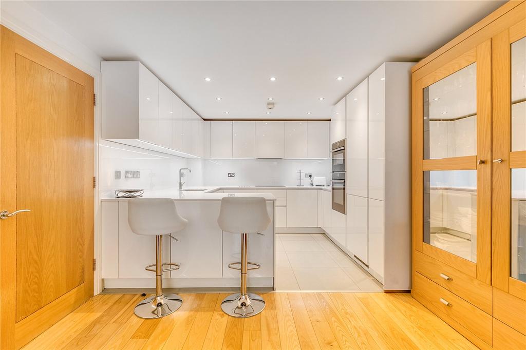 Tounson Court, Montaigne Close... 2 bed apartment - £950,000