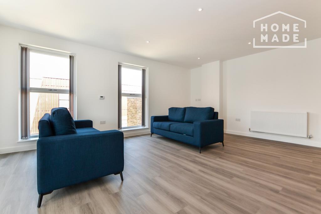 Trinity Walk, Woolwich, SE18 2 bed flat - £1,429 pcm (£330 pw)