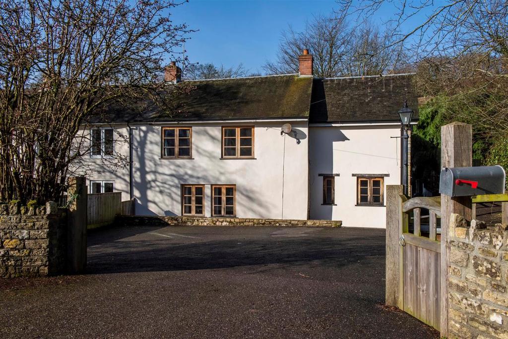 Membury, Axminster, Devon, EX13 4 bed semi-detached house - £525,000