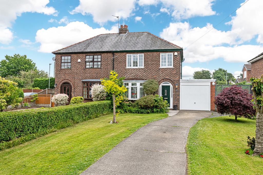 Goose Lane, Hatton, Warrington, Cheshire 3 bed semi-detached house - £ ...