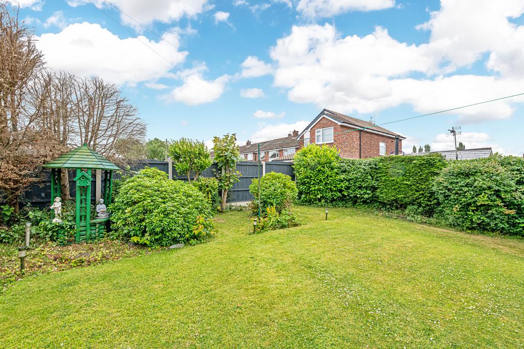 Goose Lane, Hatton, Warrington, Cheshire 3 bed semi-detached house - £ ...